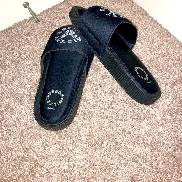 Disney | Shoes | Disney Mickey Black Slides Size 8 | Poshmark